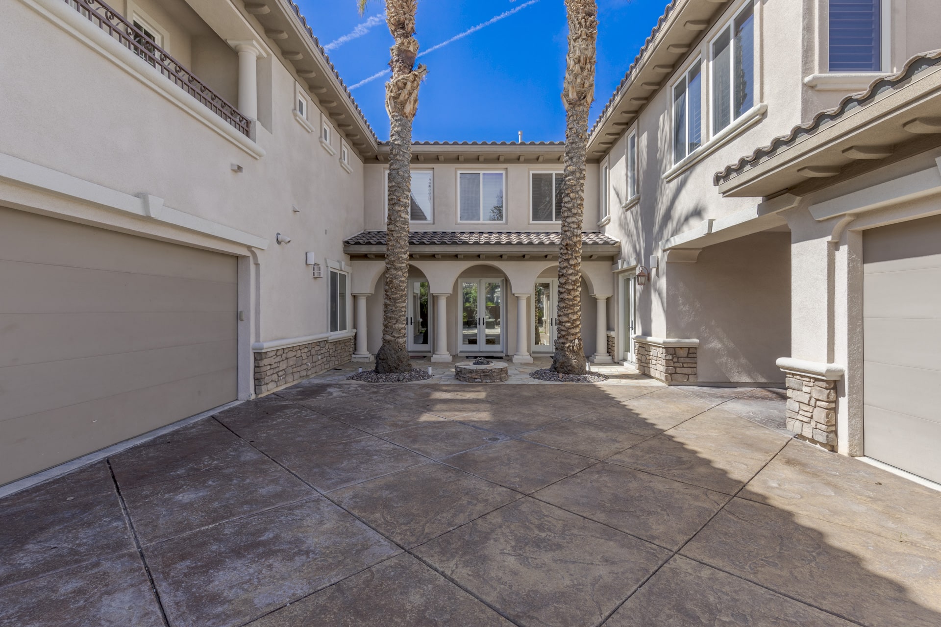 1353 Enchanted River Drive - Rob Jensen Company